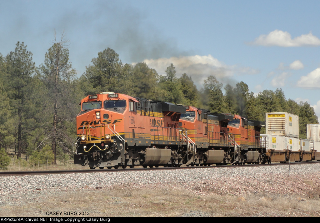 BNSF 7588